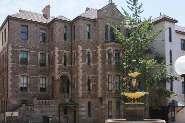 Protecting Walls in Heritage Buildings